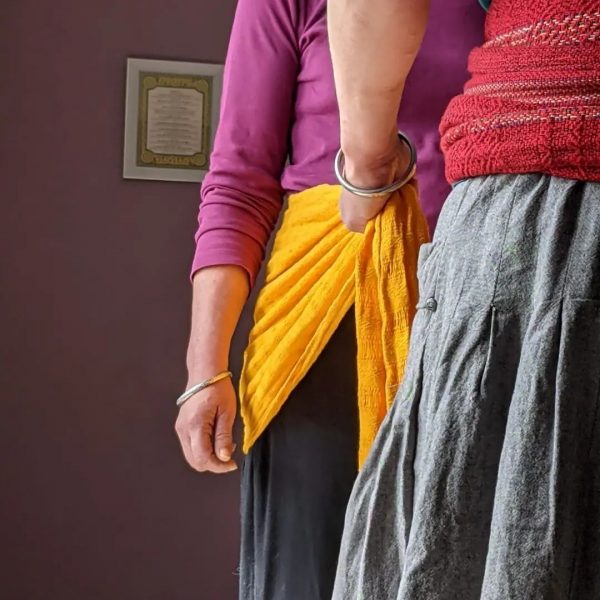 Closing Bones - Rebozo Massage, A must after birth for mothers